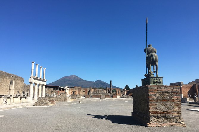 Pompeii with an archaeologist, small group!!! - The Sum Up