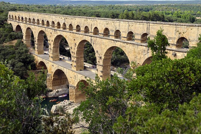 Pont du Gard to Villeneuve Les Avignon & Châteauneuf du Pape wine private tour - FAQ