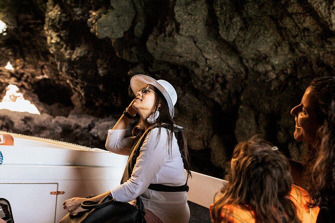 Ponta Da Piedade Boat Tour to Caves and Beaches With Local Guide - Inclusions and Meeting Information