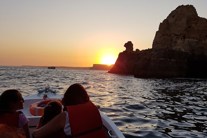 Ponta Da Piedade Sunset Tour in Lagos, Algarve - Exploring the Stunning Coastline and Rock Formations