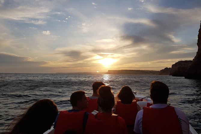 Ponta Da Piedade Sunset Tour in Lagos, Algarve - Multilingual Live Commentary and Informative Guides
