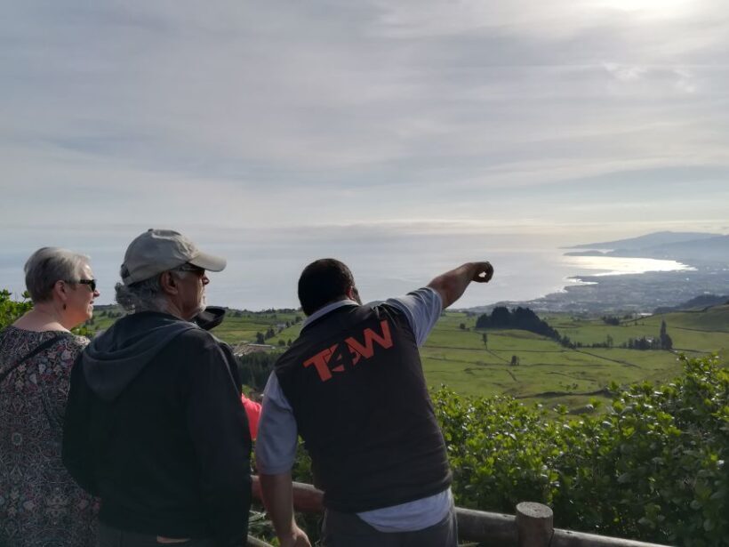 Ponta Delgada: Half-Day 4x4 Sete Cidades Trip - Exploring the Natural Wonders of Sete Cidades