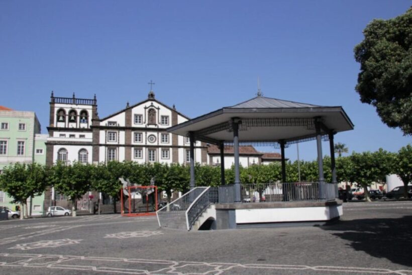 Ponta Delgada Half-Day City Tour - Transportation and Group Size