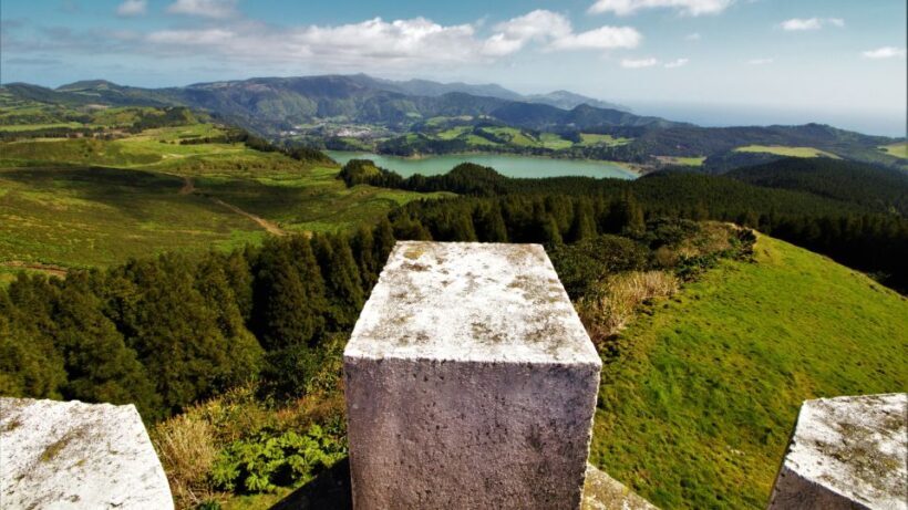 Ponta Delgada: Hidden Gems of São Miguel Full-Day Van Tour - The Real Experience: What to Expect