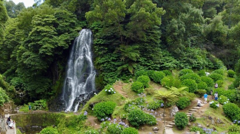 Ponta Delgada: Private Full or Half-Day 4x4 São Miguel Tour - A Deep Dive into the Experience