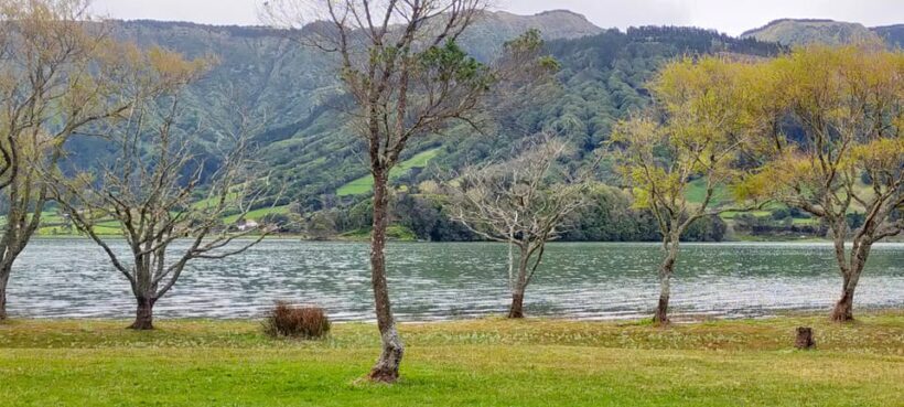 Ponta Delgada: Sete Cidades Volcano Lakes Shore Excursion - Weather Considerations