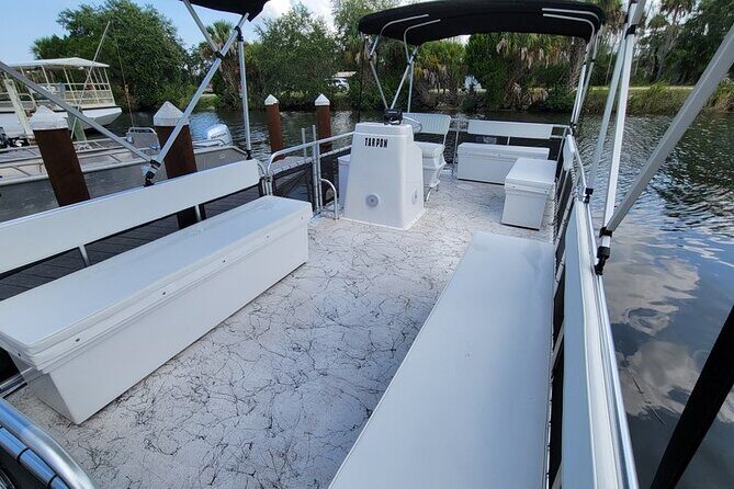 Pontoon Boat Rental Crystal River - What You Can Expect from This Rental