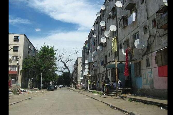 Poor Neighborhoods, Prison and Gypsy Castles - Private Tour - Traveler Feedback and Sentiments