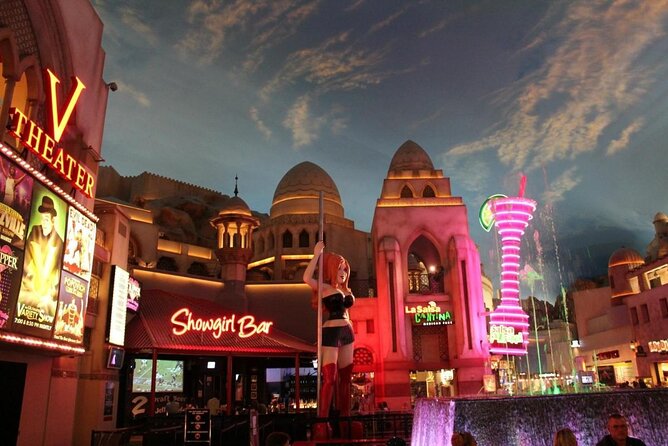 Popovich Comedy Pet Theater at Planet Hollywood Resort and Casino - A Deep Dive into the Experience