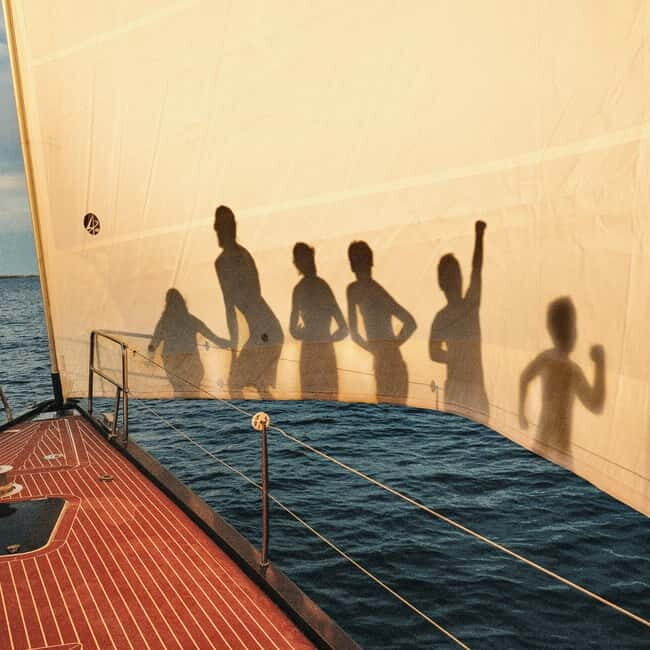 Port d'Alcúdia, Mallorca. Exclusive Full day Sailing Trip. - Key Points