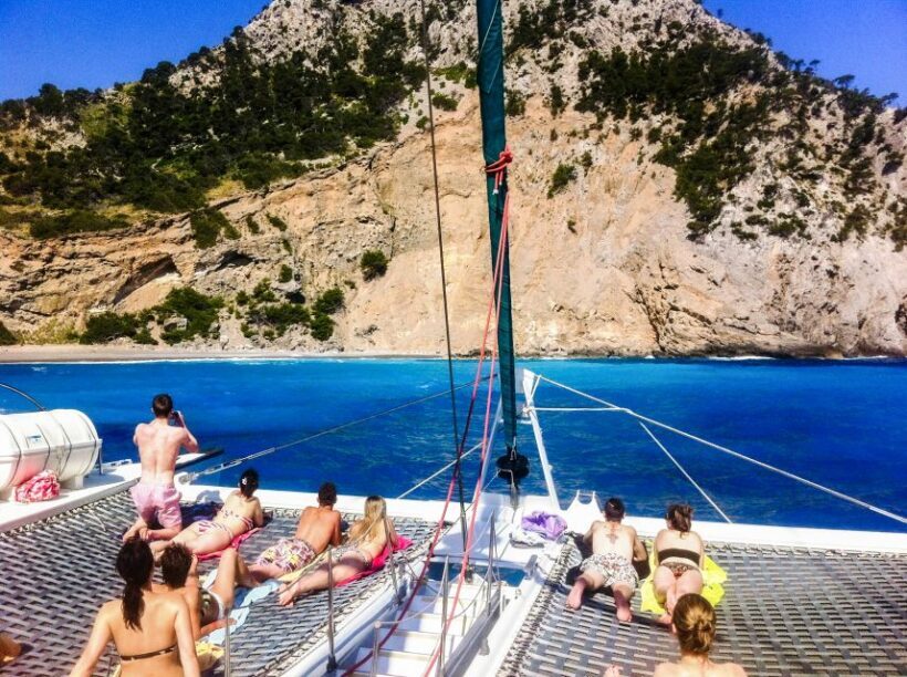 Port d'Alcudia: North Coast Catamaran Cruise with Meal - Key Points