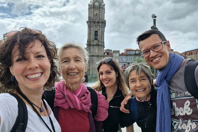 Port: History and Legends walking tour - The Sum Up