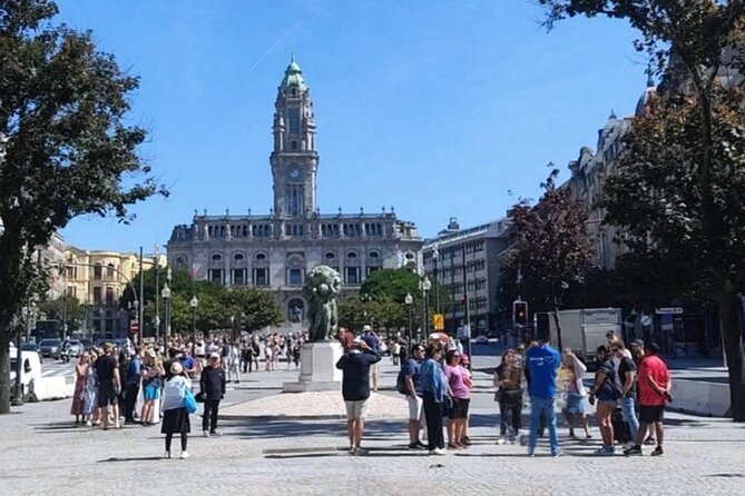 Port in 3 hours Photo & Flavors Secrets Tour - The Experience of the Guide and Photos