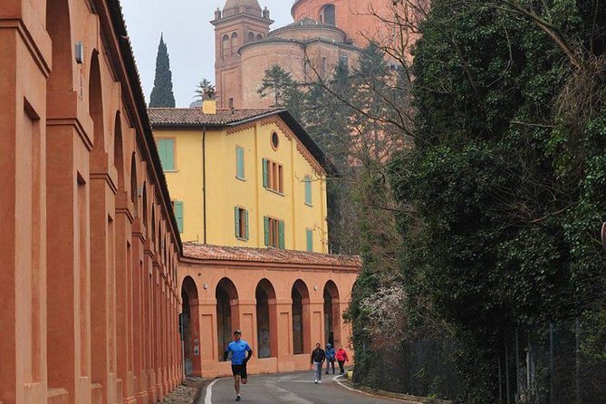 Porticoes of Bologna and Basilica San Luca Guided Tour - Traveler Reviews and Experiences