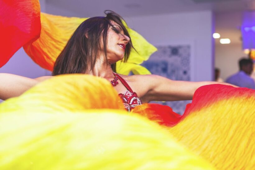 Portimão: Arabian Night Dance Show with Tapas and Wine - Practical Details and What to Keep in Mind