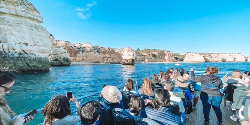 Portimão: Benagil Caves & Dolphins Watching with Biologist - Key Points