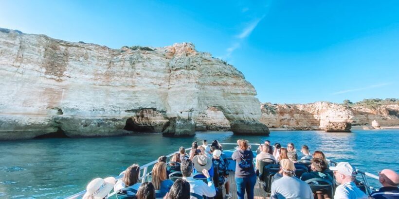 Portimão: Benagil Caves & Dolphins Watching with Biologist - Who Should Book This Tour?
