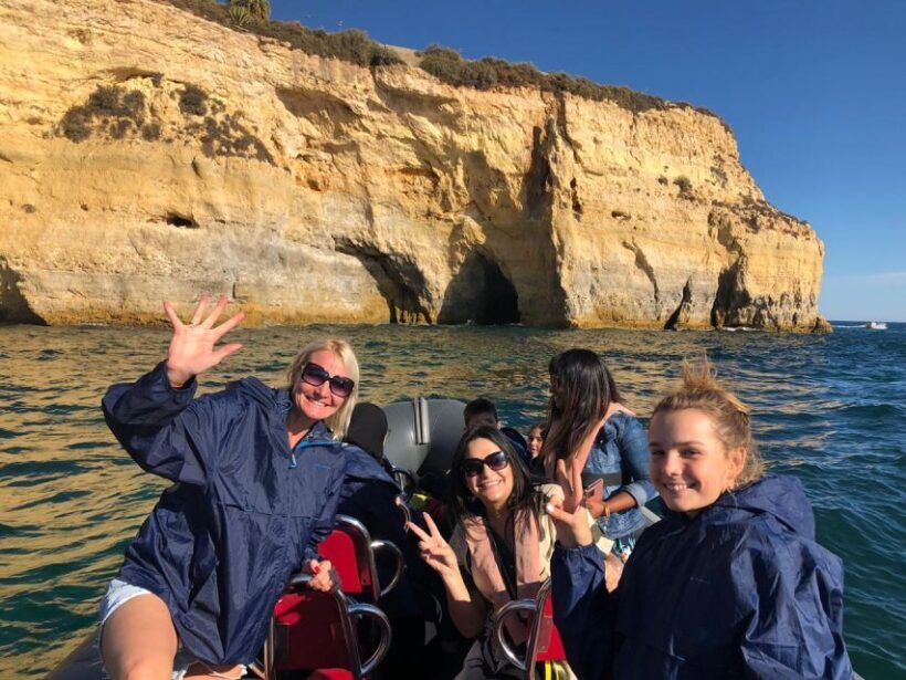 Portimão: Guided Coastal Caves Tour by Boat - Considering the Reviews