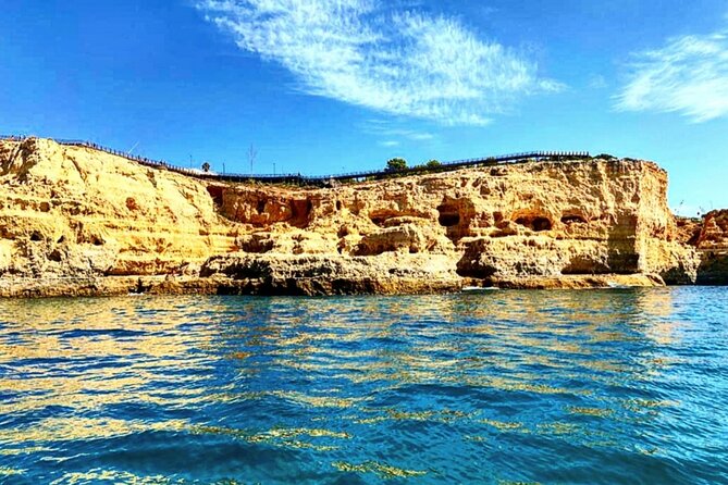 Portimão Private Boat Tour Caves Circuit and Coast Sightseeing - Exploring the Arade River and Algarve Coast
