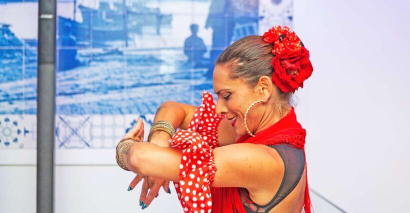 Portimão: Spanish Nights Sevillian Dance & Tapas Tasting - What Makes This Tour Special