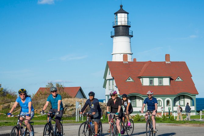 Portland Bicycle Tour With 5 Lighthouse Stops and XL Lobster Roll - Included in the Tour