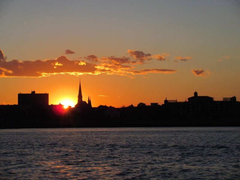 Portland: Casco Bay Sunset and Lighthouse Cruise - Who Should Consider This Tour?