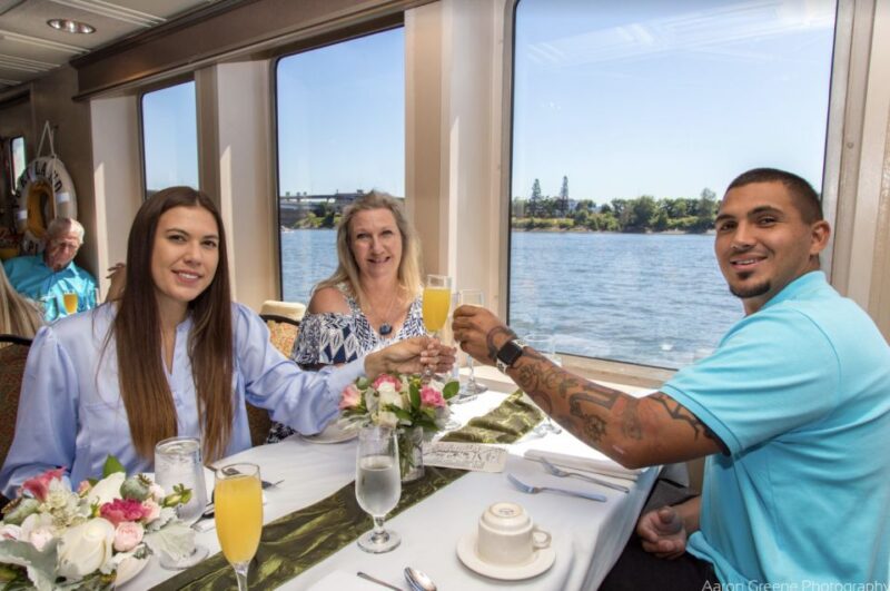 Portland: Champagne Brunch Cruise on Willamette River - The Itinerary: What to Expect