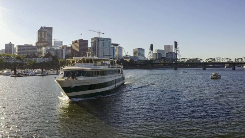Portland: Happy Hour Sightseeing Cruise - Who Is This Tour For?