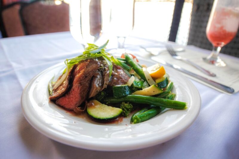 Portland: Willamette River 2.5-hour Dinner Cruise - Authentic Feedback from Travelers