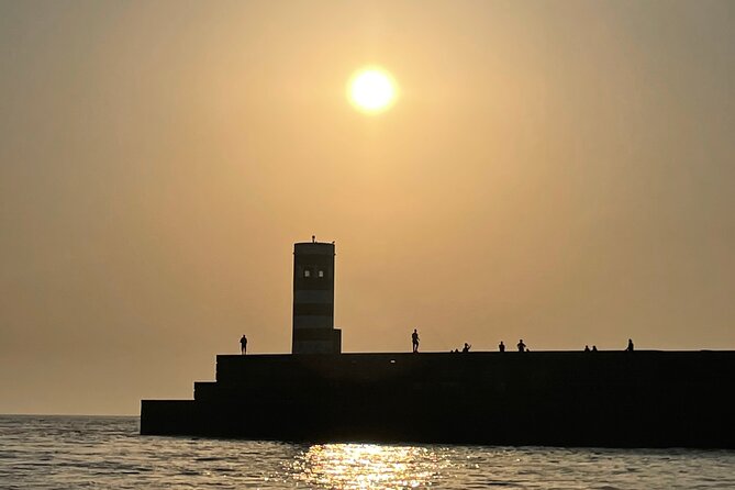 Porto: 2h Private Tour (1 to 6 People) on the Douro River With a Local - Key Points