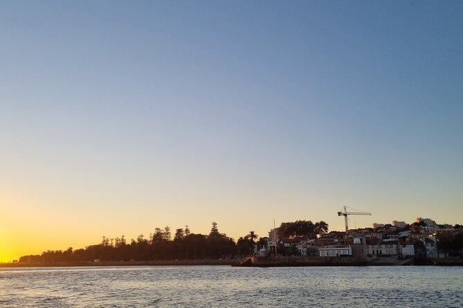 Porto: 2h Private Tour (1 to 6 People) on the Douro River With a Local - Additional Information