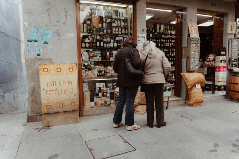 Porto: 3-Hour Guided Walking Tour - Pena Ventosa (Windy Mount): A Local Landmark
