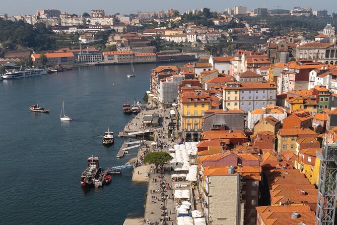Porto 360°: Helicopter Flight, Guided Walking Tour & River Cruise - Guided Walking Tour of Historic Porto