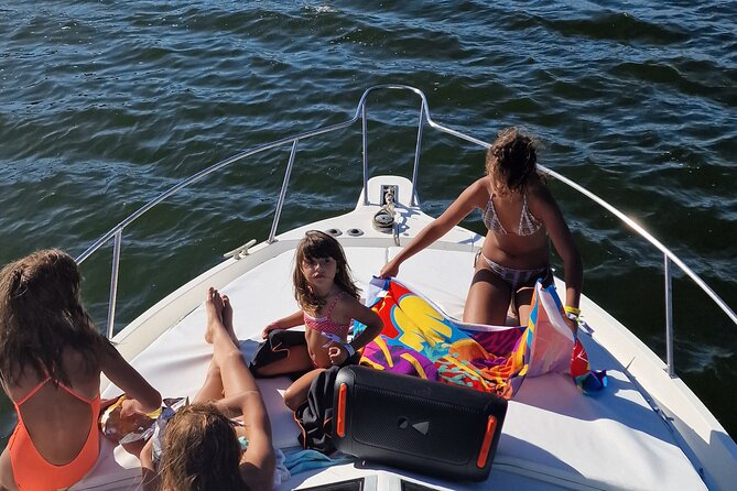 Porto: 6 Bridges Tour With 4 Port Wine Tasting - Meeting and Pickup