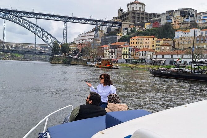 Porto: Boat Trip on Douro River , Six Bridges /Sunset Opcion - Meeting Point and Accessibility