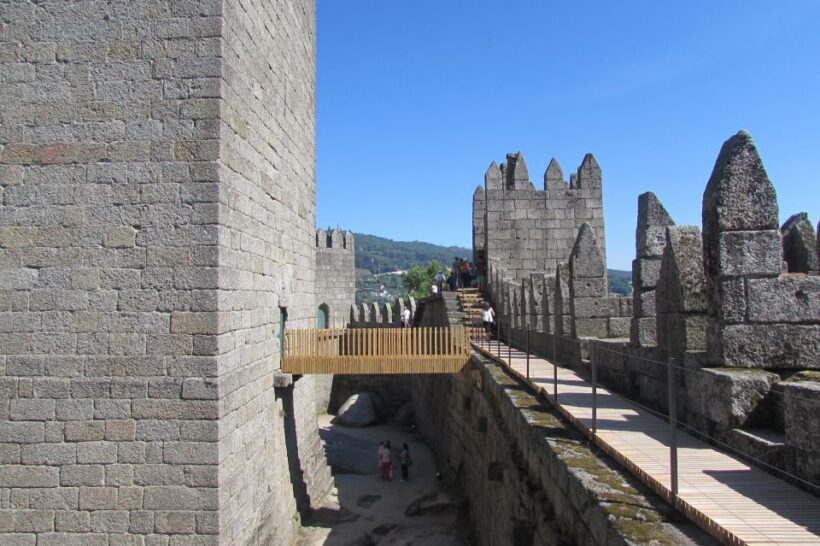 Porto: Braga & Guimarães Full Day Tour - Key Points