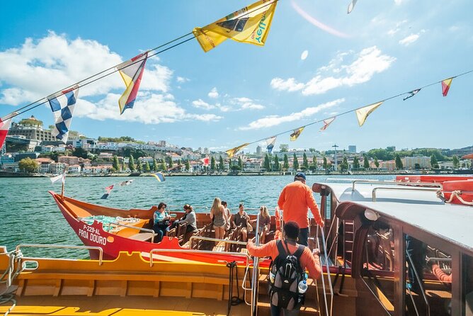 Porto City Tour Full Day With Lunch and Six Bridges Cruise - Private Basis - Community Support and Accessibility