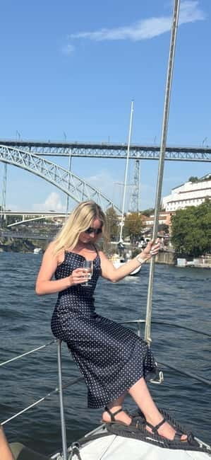 Porto: City Views or Sunset Tour with Drinks - Key Points