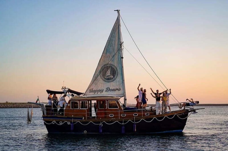 Porto: Classic Sailboat Cruise Along the Douro River - Key Points