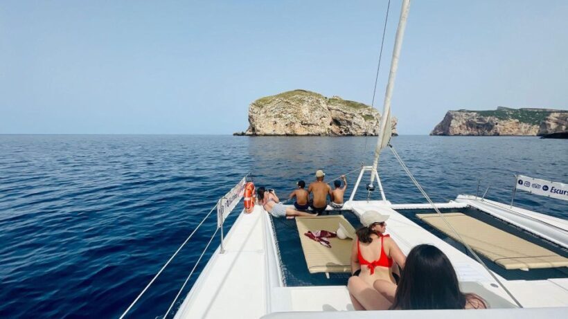 Porto Conte: Sunset catamaran excursion with aperitif - Who Would Enjoy This Tour?
