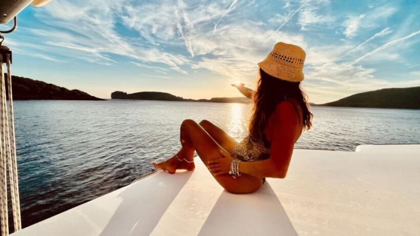 Porto Conte: Sunset catamaran excursion with aperitif - FAQ