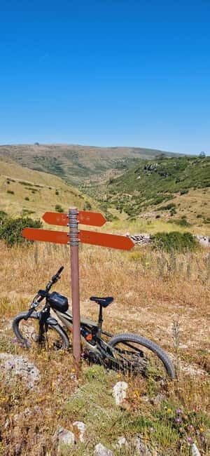 Porto de Mós: Fórnea Valley E-Bike Tour - FAQ