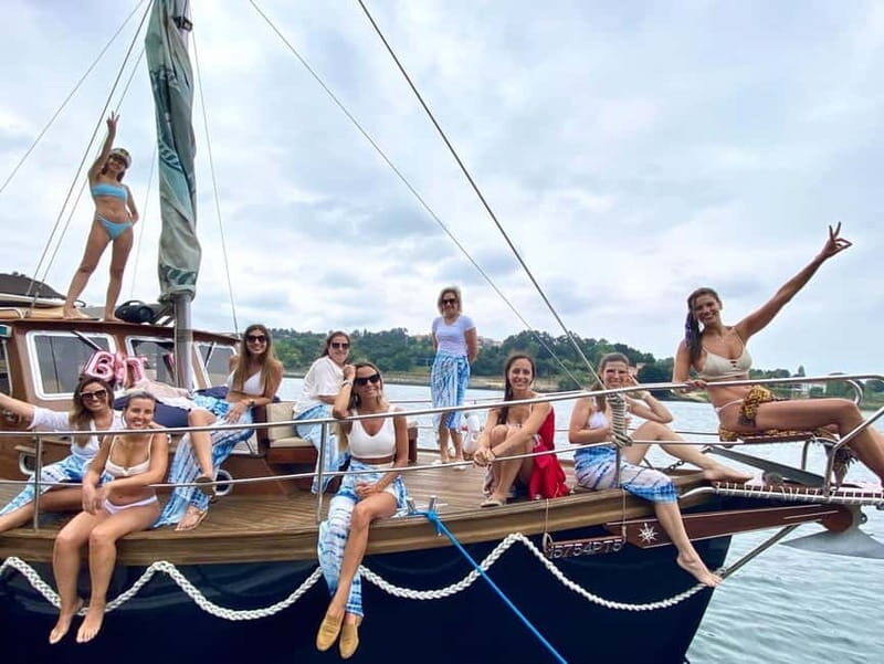 Porto: Douro Classic Boat Tour - FAQ