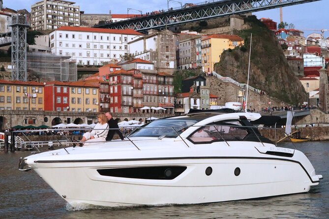 Porto: Exclusive Yacht Tour With Local Wines and Snacks - Highlights and Unique Features
