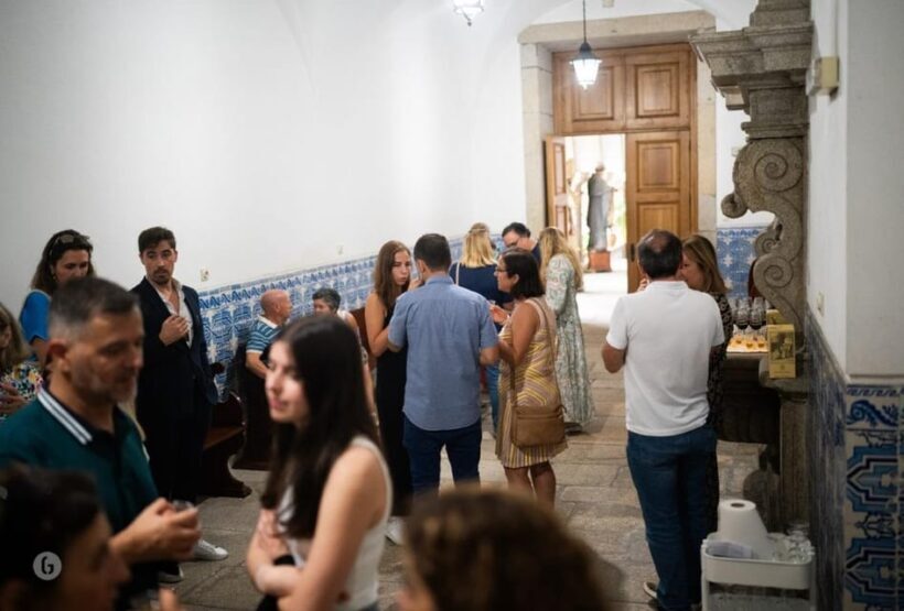 Porto: Fado Show with Guided Tour in a Historic Monastery - Key Points