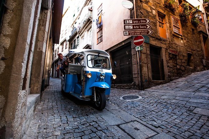 Porto Full Day Private Tour with Tuk Tuk and Lunch - FAQ