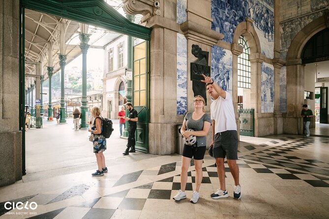 Porto Highlights in 3 Hours E-Bike Tour - Historical, Sightseeing - Safety and Comfort Considerations