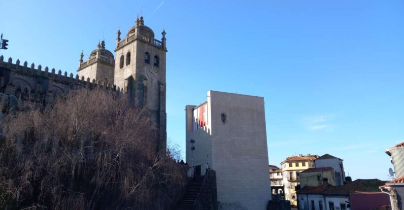Porto Historic Centre: Private Walking Tour & Cathedral - Pricing and Value