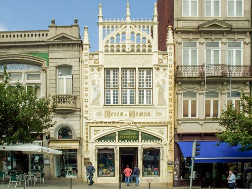 Porto: Historic e-Bike Tour with a guide - An Overview of What You Can Expect