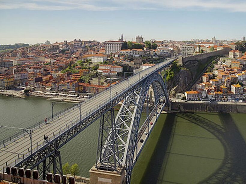 Porto: Historic e-Bike Tour with a guide - Practical Tips for Participants